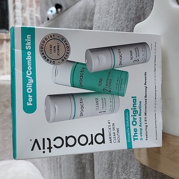 Proactiv | Accessories | Nwt Proactiv The Original 3 Step Acne Routine ...